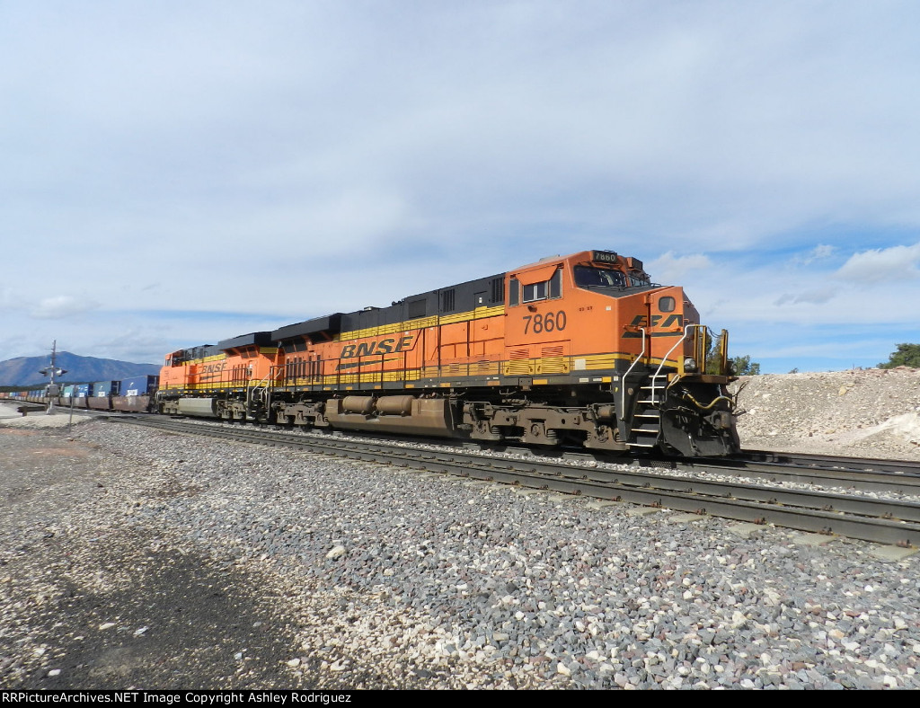 BNSF 7860